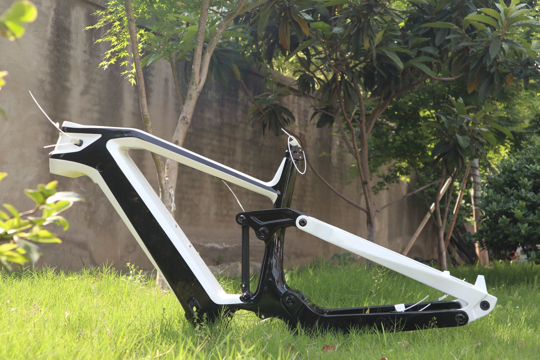 4LEAF full suspension LOKI frameset – 4LEAF Bikes